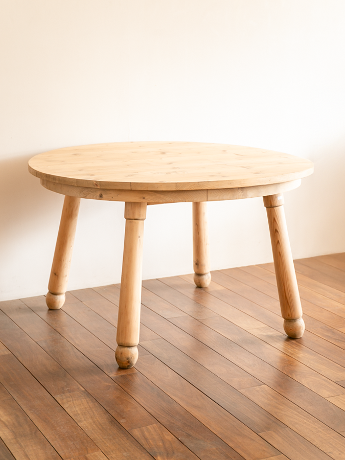 Round pine table / ラウンドパインテーブル – RECTOHALL