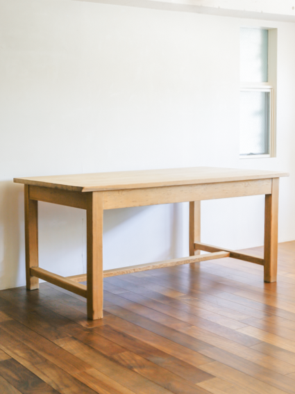 Pine Table (France) – RECTOHALL